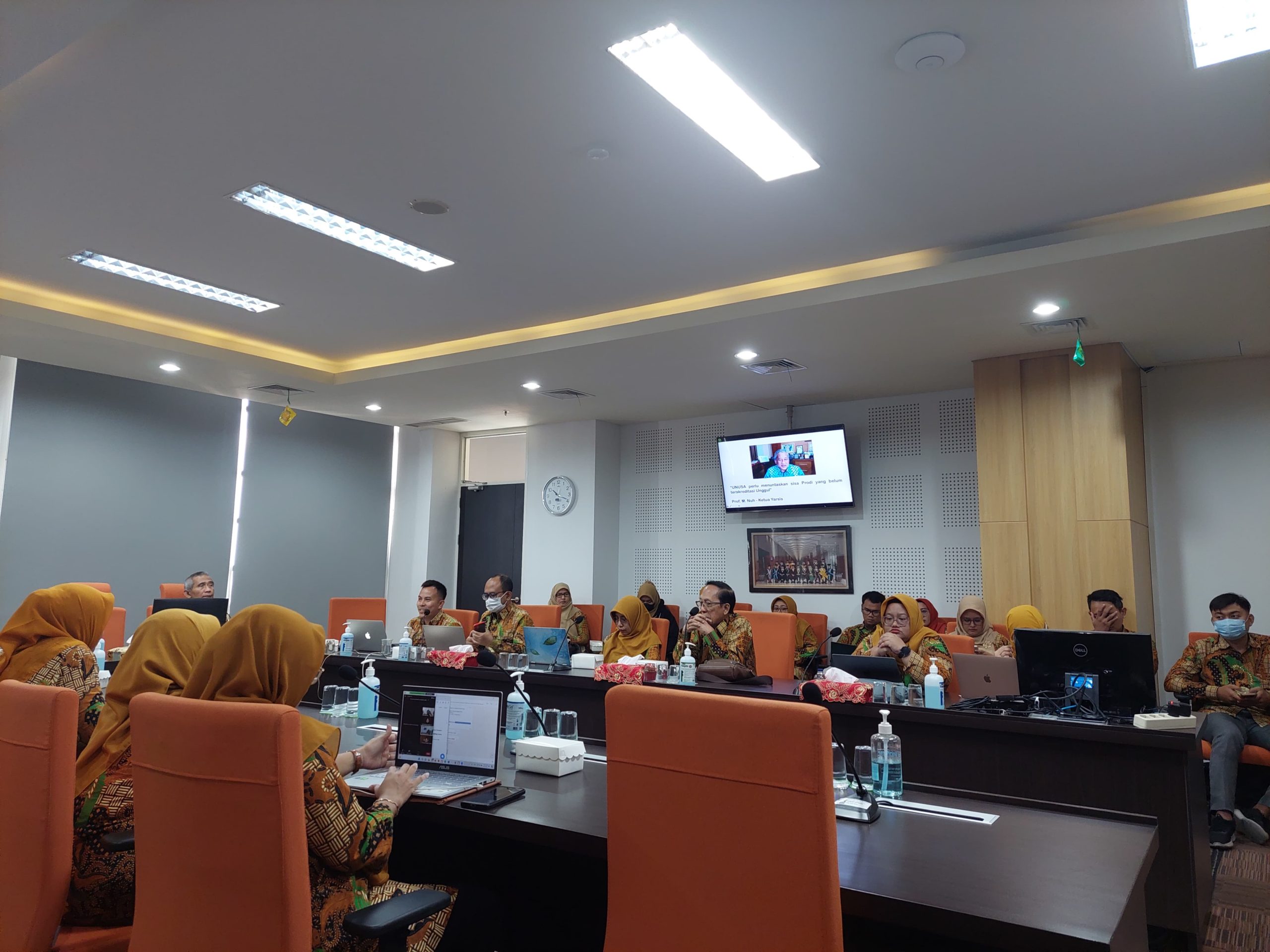 Rapat Evaluasi Capaian Tengah Tahun – LPPM UNUSA